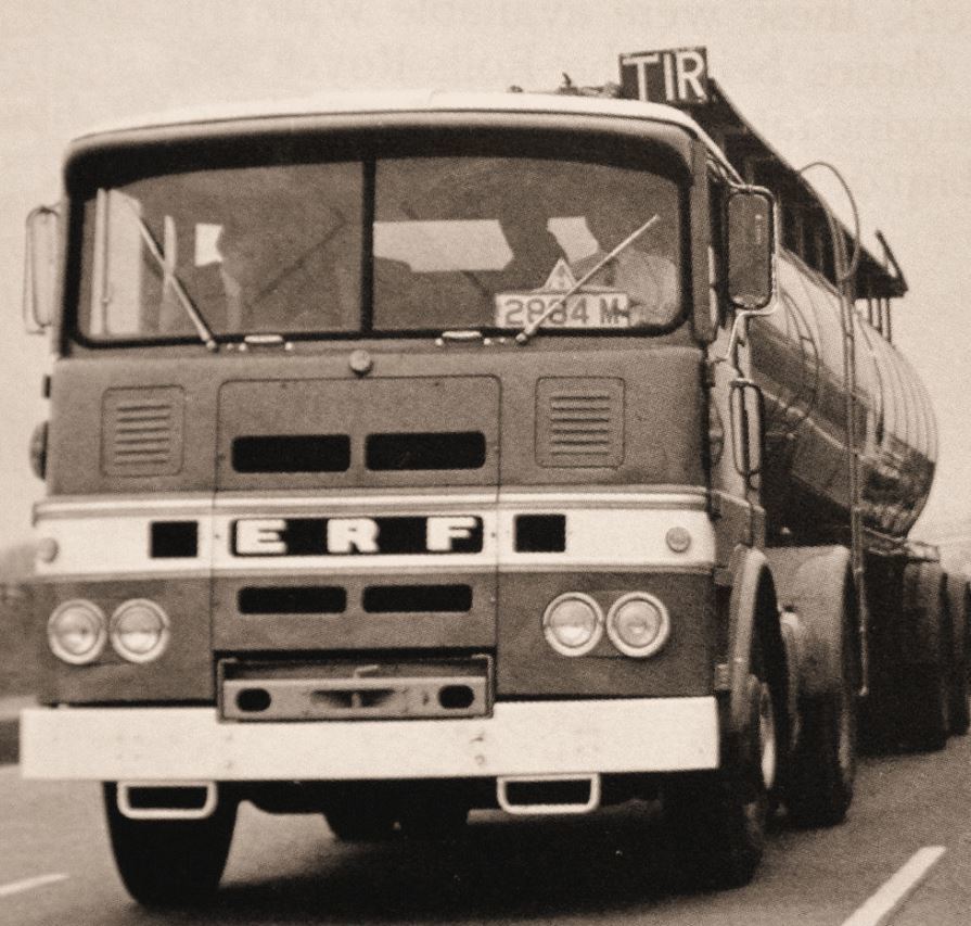 La historia de los camiones ingleses ERF. Fotos