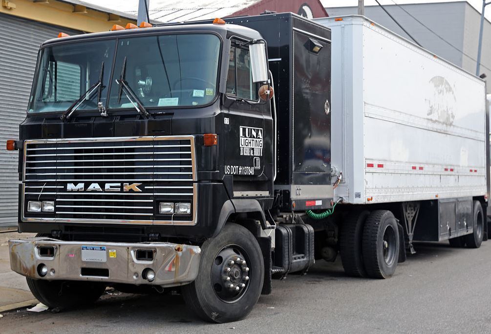 La historia de los camiones Mack. Fotos