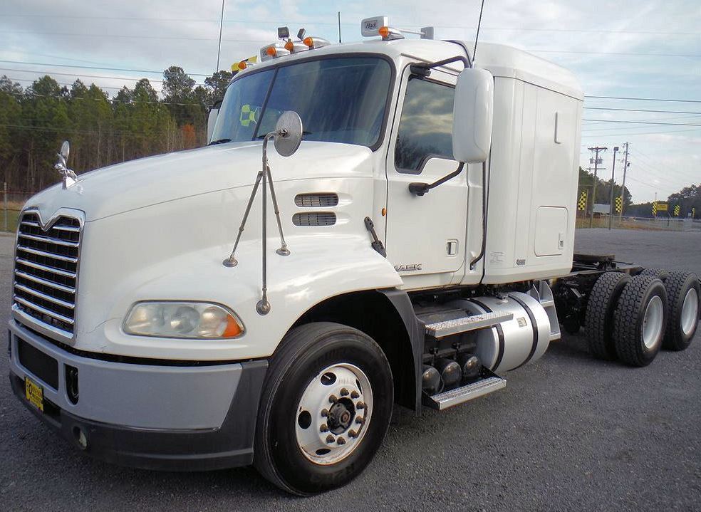 La historia de los camiones Mack. Fotos